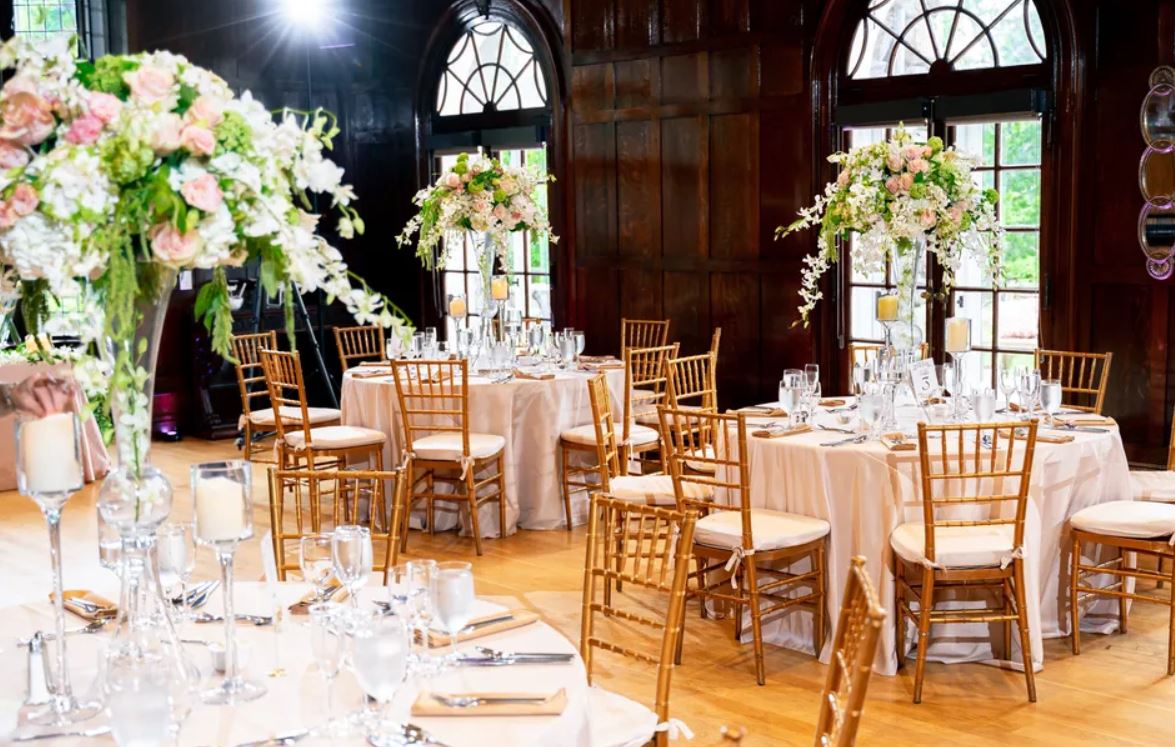 BC Connors Center named to The Knot Best of Weddings Hall of Fame